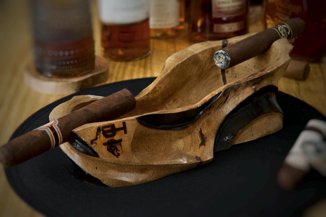 Cigar Ashtray/wooden Ashtray/handmade Ashtray/hand Carved/handmade ...
