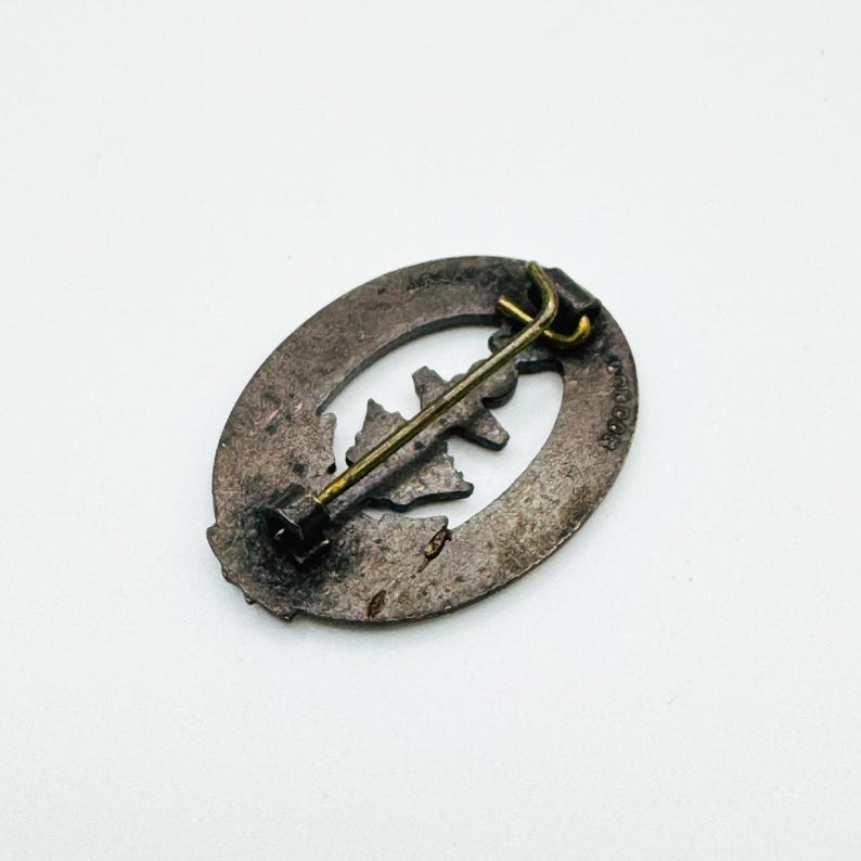 Vintage Association of WRENS Pin Badge Brooch Women's Royal Naval ...