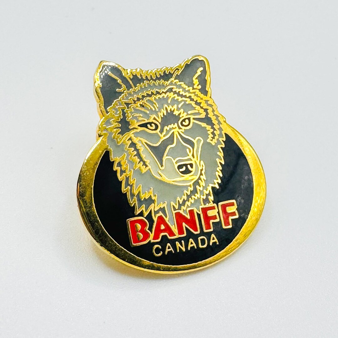 Vintage BANFF Canada Wolf Enamel Pin Badge Lapel Brooch Tourist ...