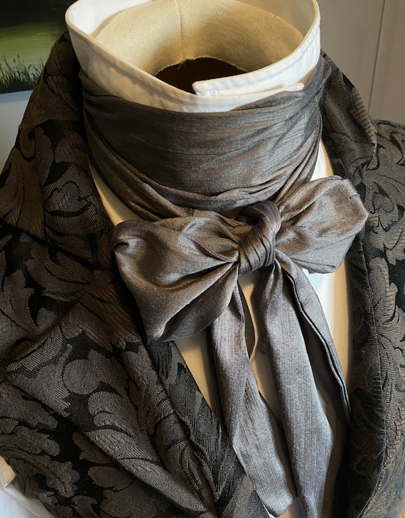 Victorian Cravat Tie