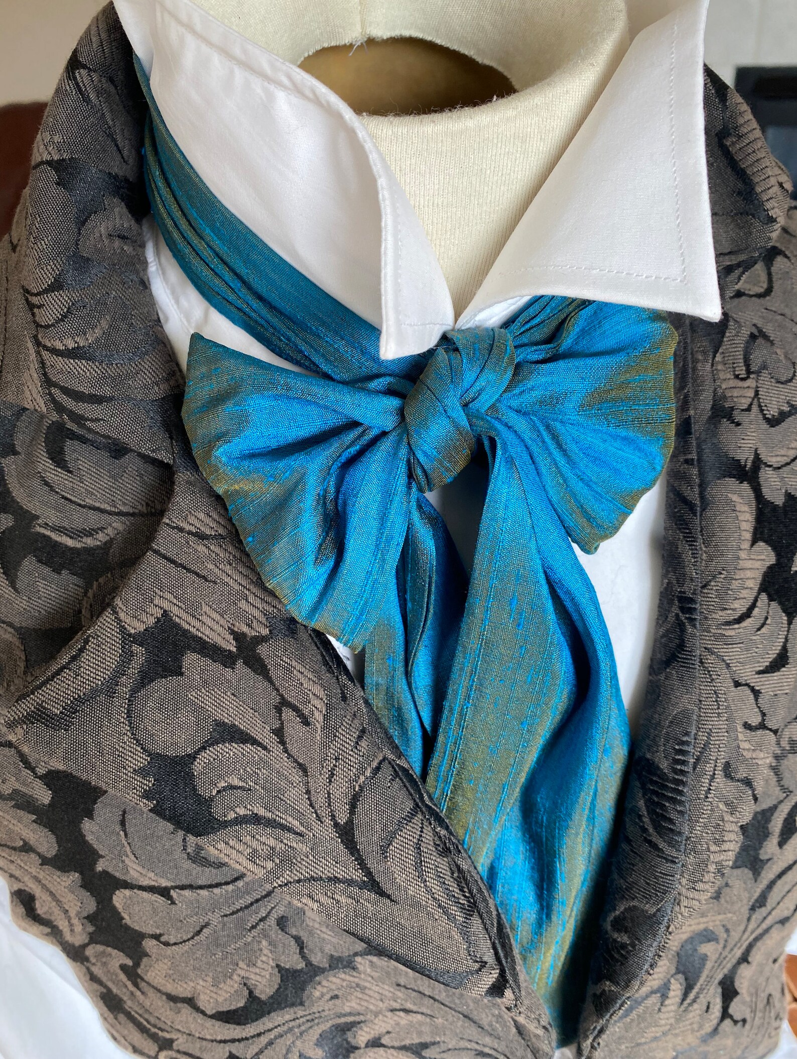 Cobalt Blue Gold Slim REGENCY Brummel Victorian Ascot Tie | Etsy