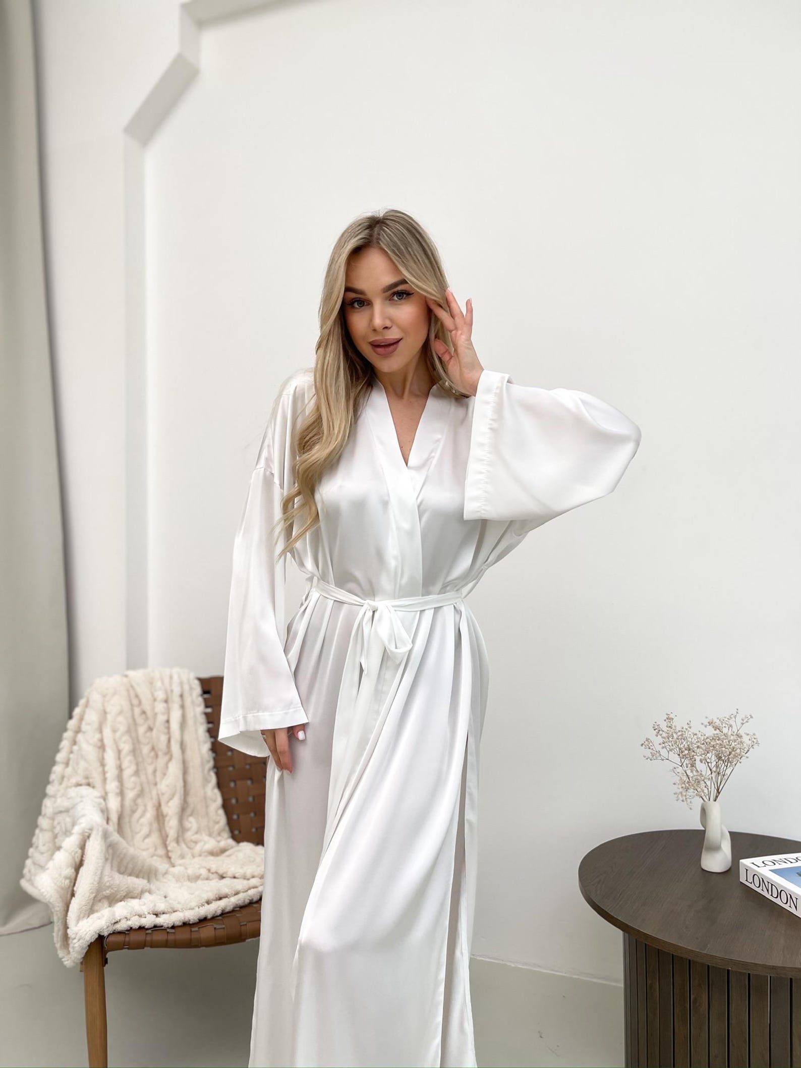 Premium Silky Satin Champagne Kimono Robe With Side Slits Bridesmaid ...