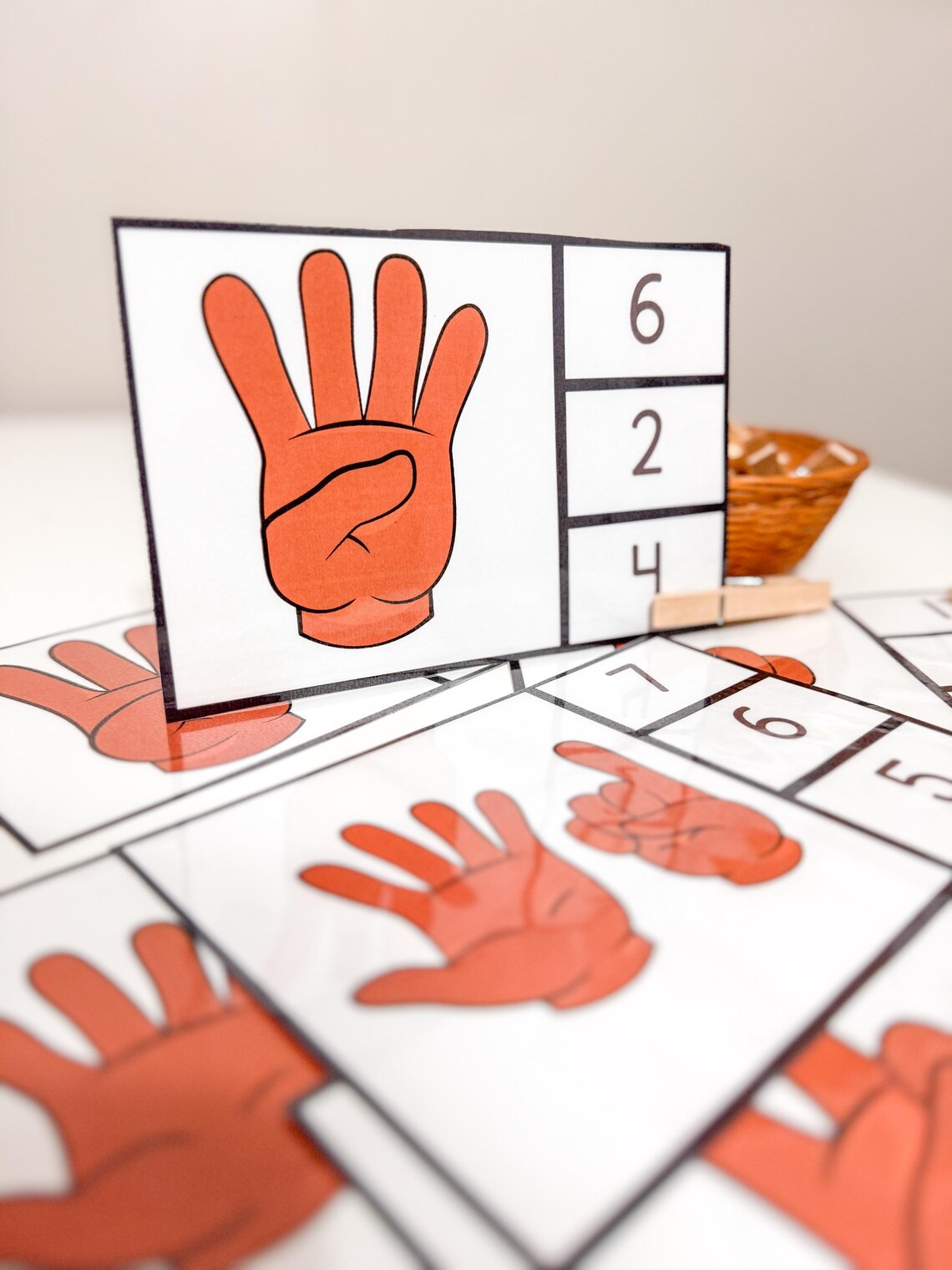 1-10 Finger Counting Clip Cards - Etsy