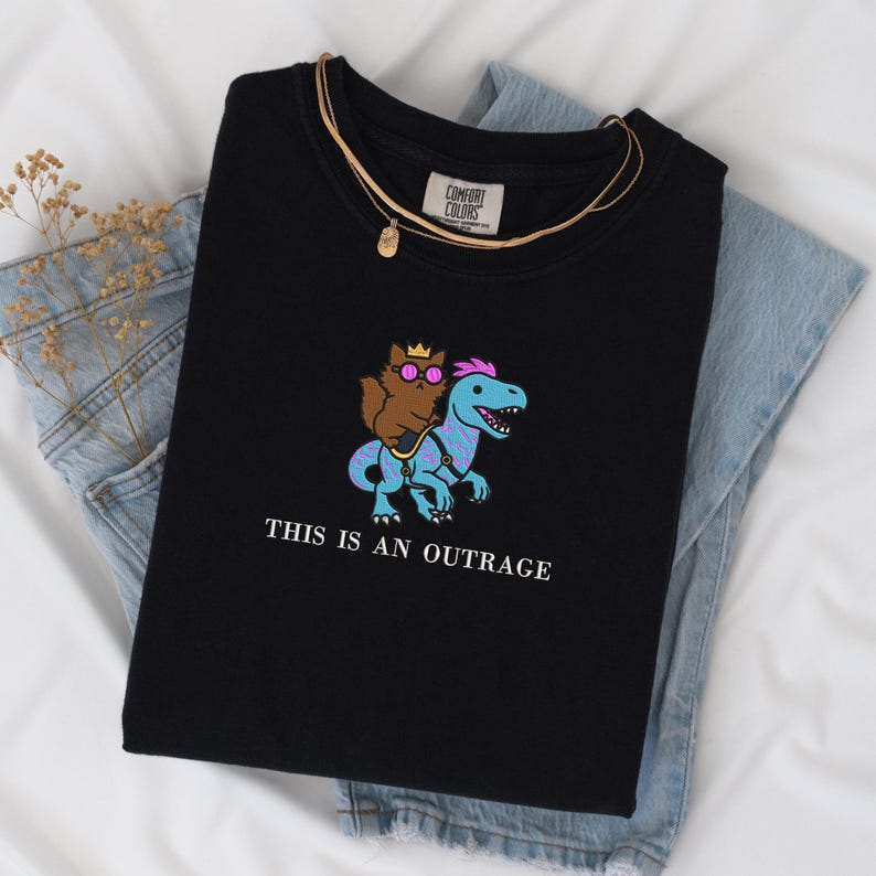 Embroidered Dungeon Crawler Carl Princess Donut Cat Tee Gift ...