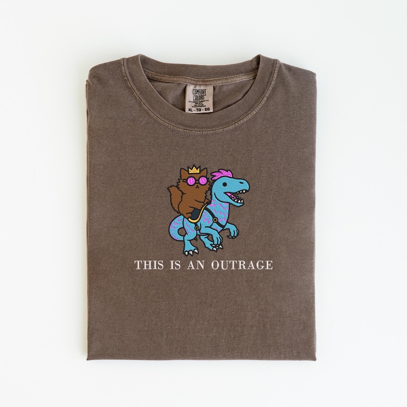 Embroidered Dungeon Crawler Carl Princess Donut Cat Tee Gift ...
