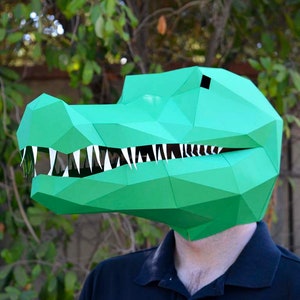 Papercraft Mask: Crocodile Mask / Alligator Mask | Animal Mask | Cricut ...