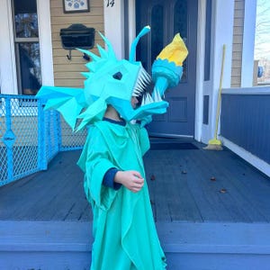 Scary Halloween Mask: Angler Fish Mask Pattern | Anglerfish Deep Sea ...