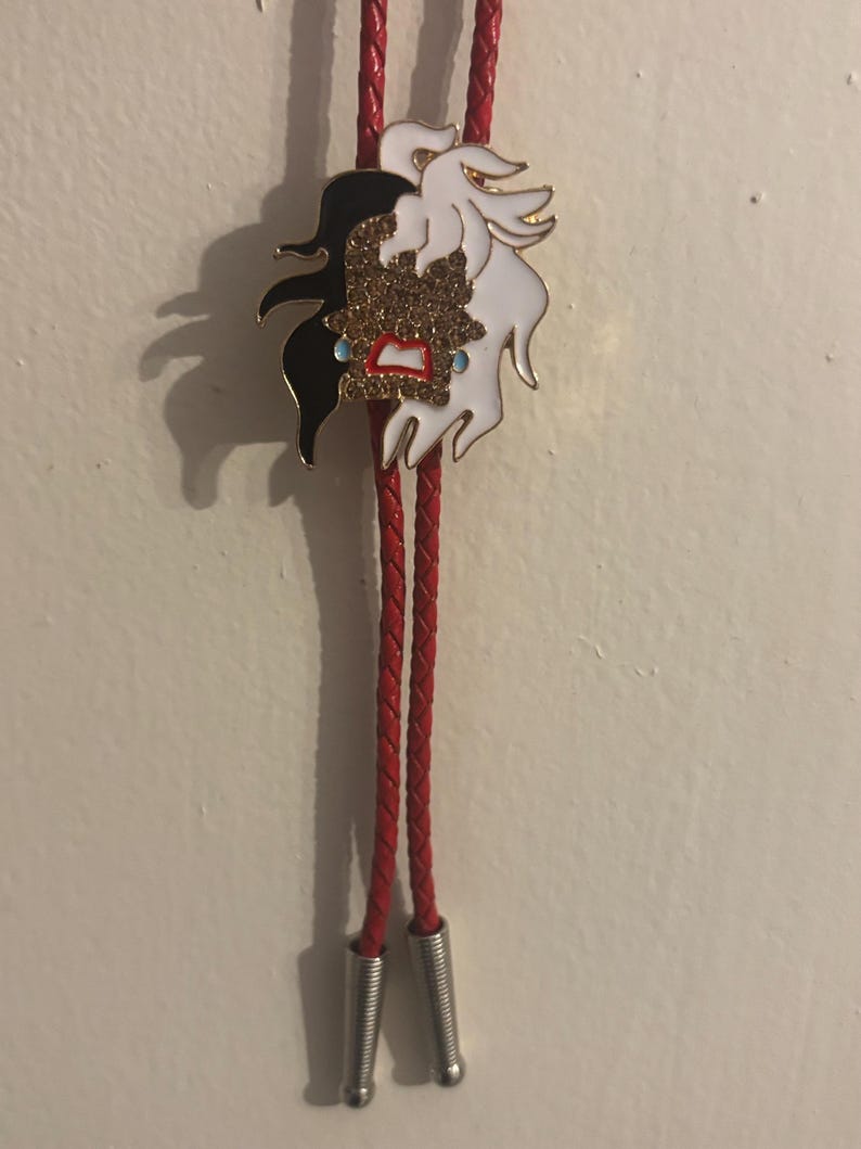 Cruella De Vil Bolo Tie (disney Villains) - Etsy