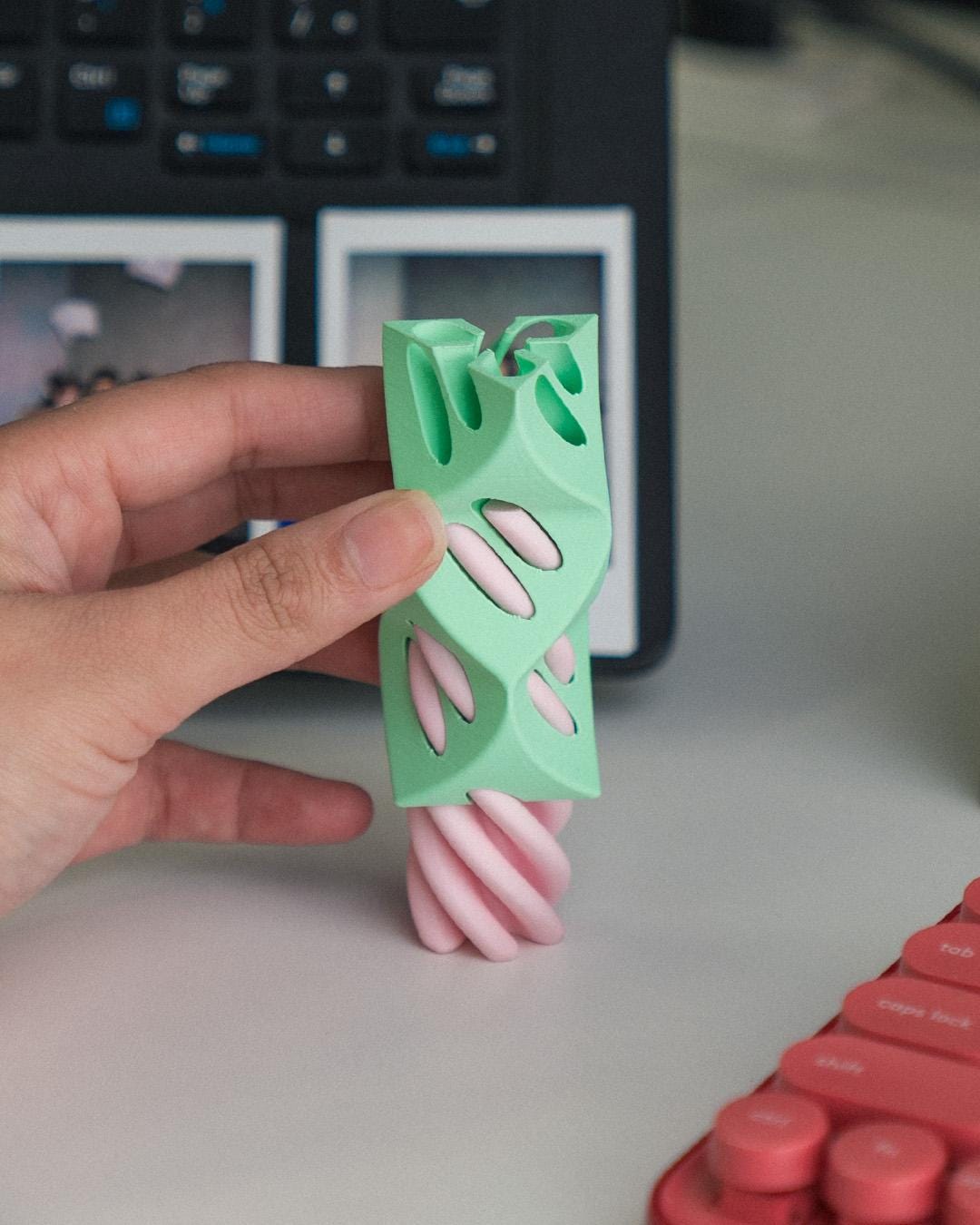 Helix Fidget Toy - Shape 1 Cutout - Etsy