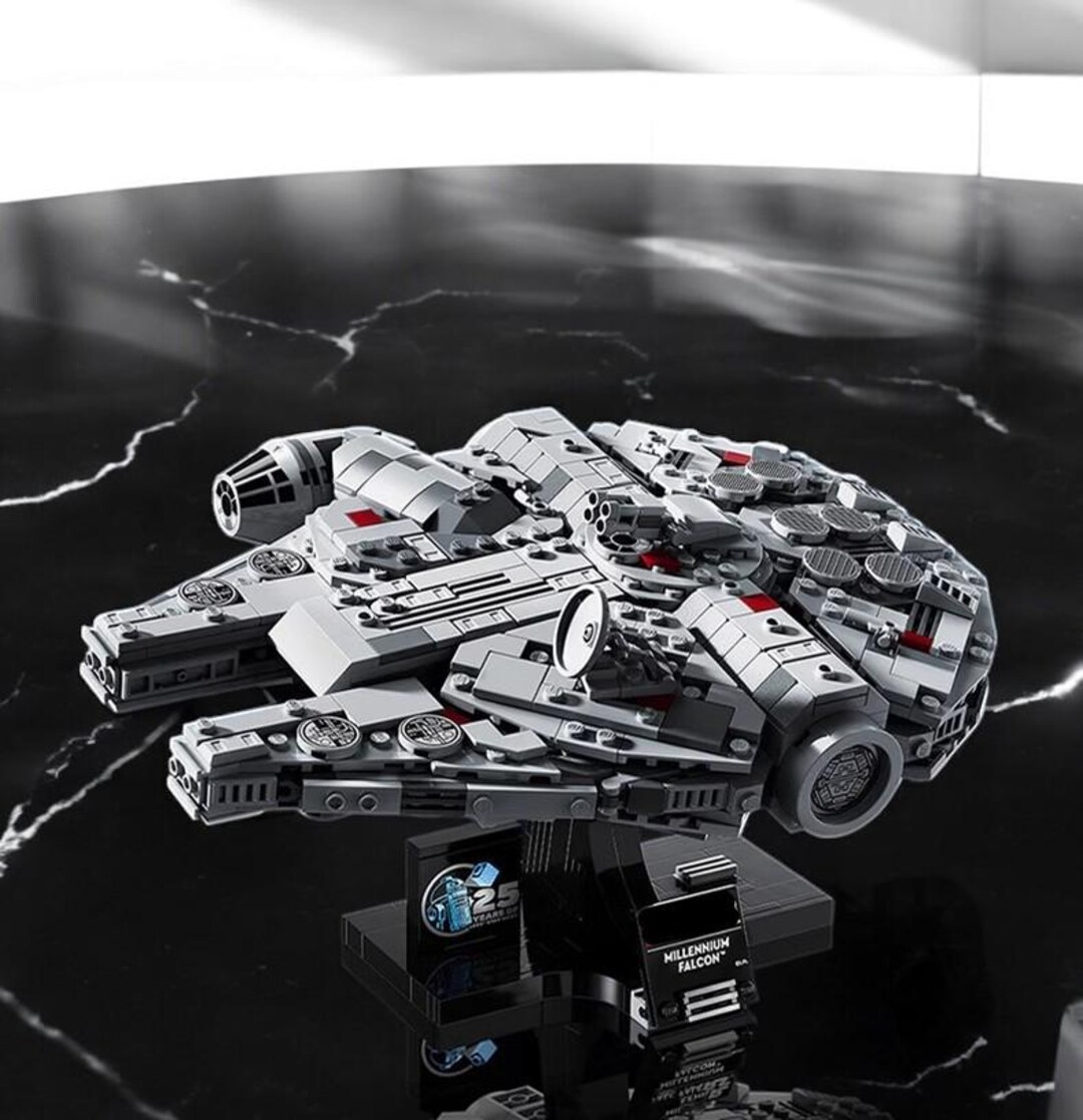 Bricks Millennium | Falcon, Starwars, Lego Style, Puzzle, Building ...