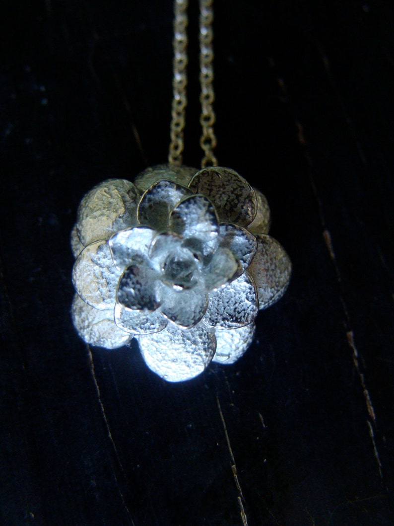 Sedum Rosette Necklace - Etsy