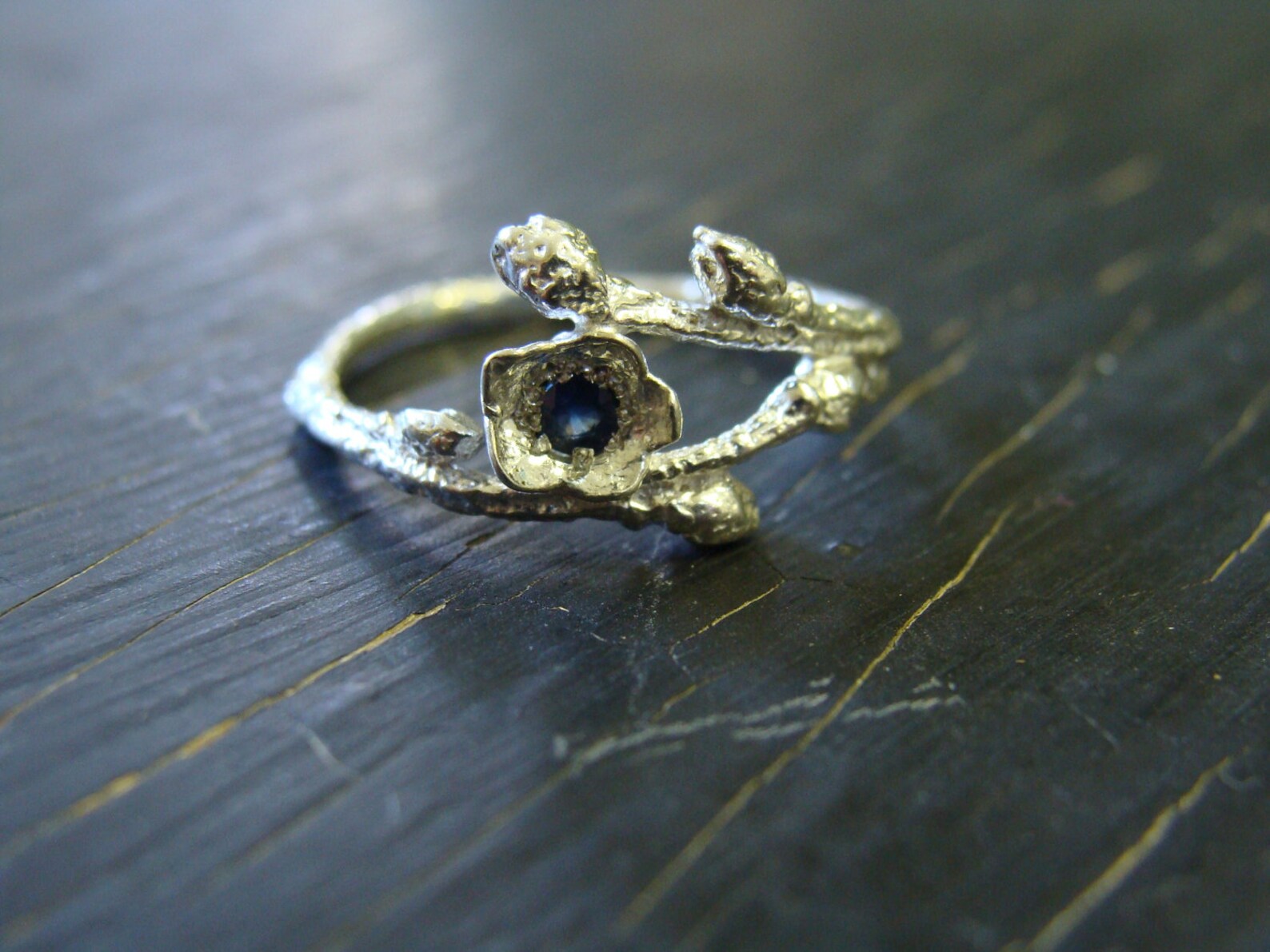 Wild Blueberry Branch & Bud Ring With Blue or White Sapphire - Etsy