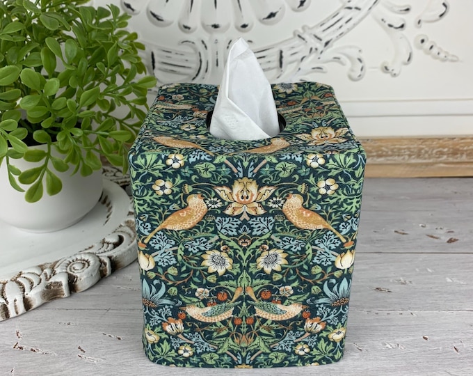 Animal Toile Quilted Tissue Box Cover - Etsy