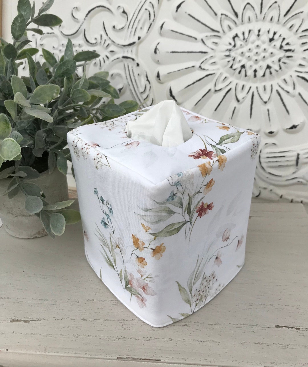 Spring Floral Reversible Tissue Box Cover - Etsy