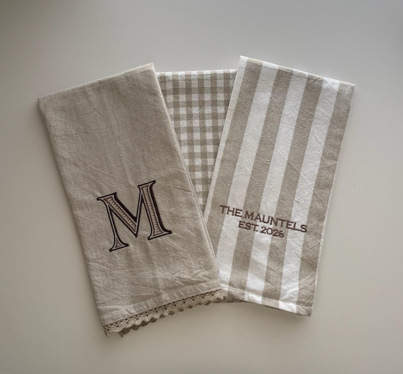 Personalized Embroidered Tea Towel Set: Custom Name & Monogram - Etsy