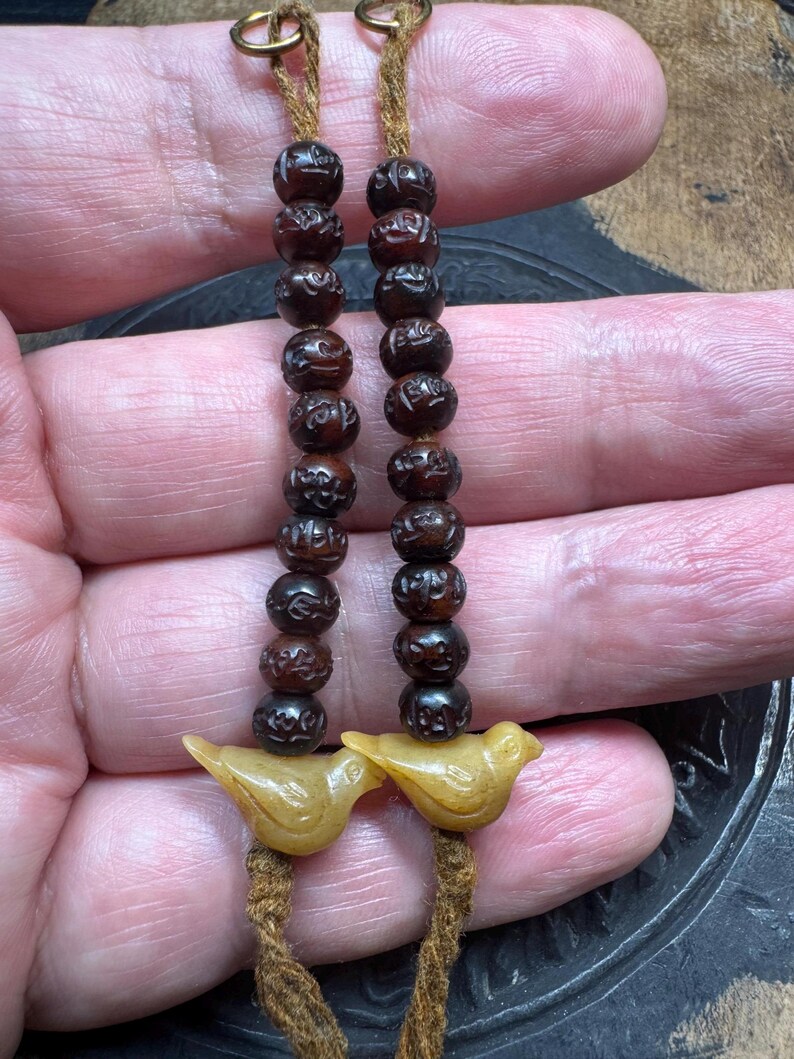 Hand-carved Yak Bone Mala Counters With Bird Charms - OM Mani Padme Hum ...