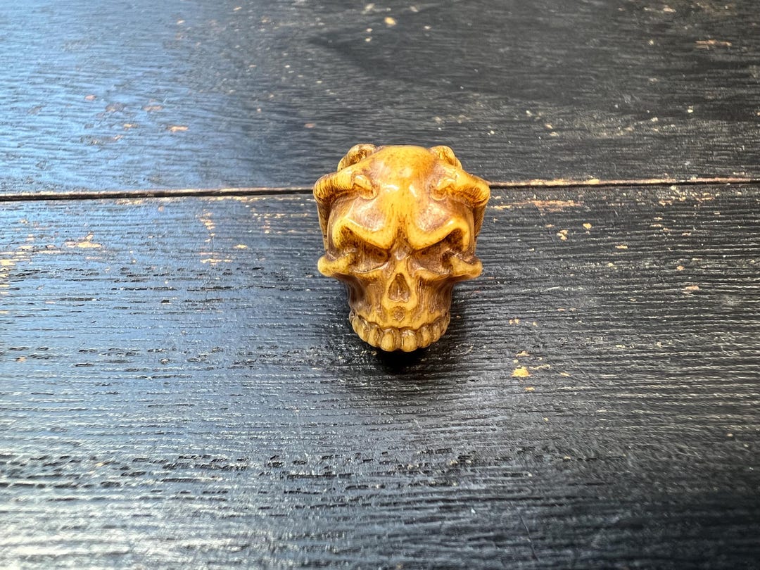 Hand-carved Yak Bone Citipati Skull Bead With Hand – Tibetan Buddhist ...