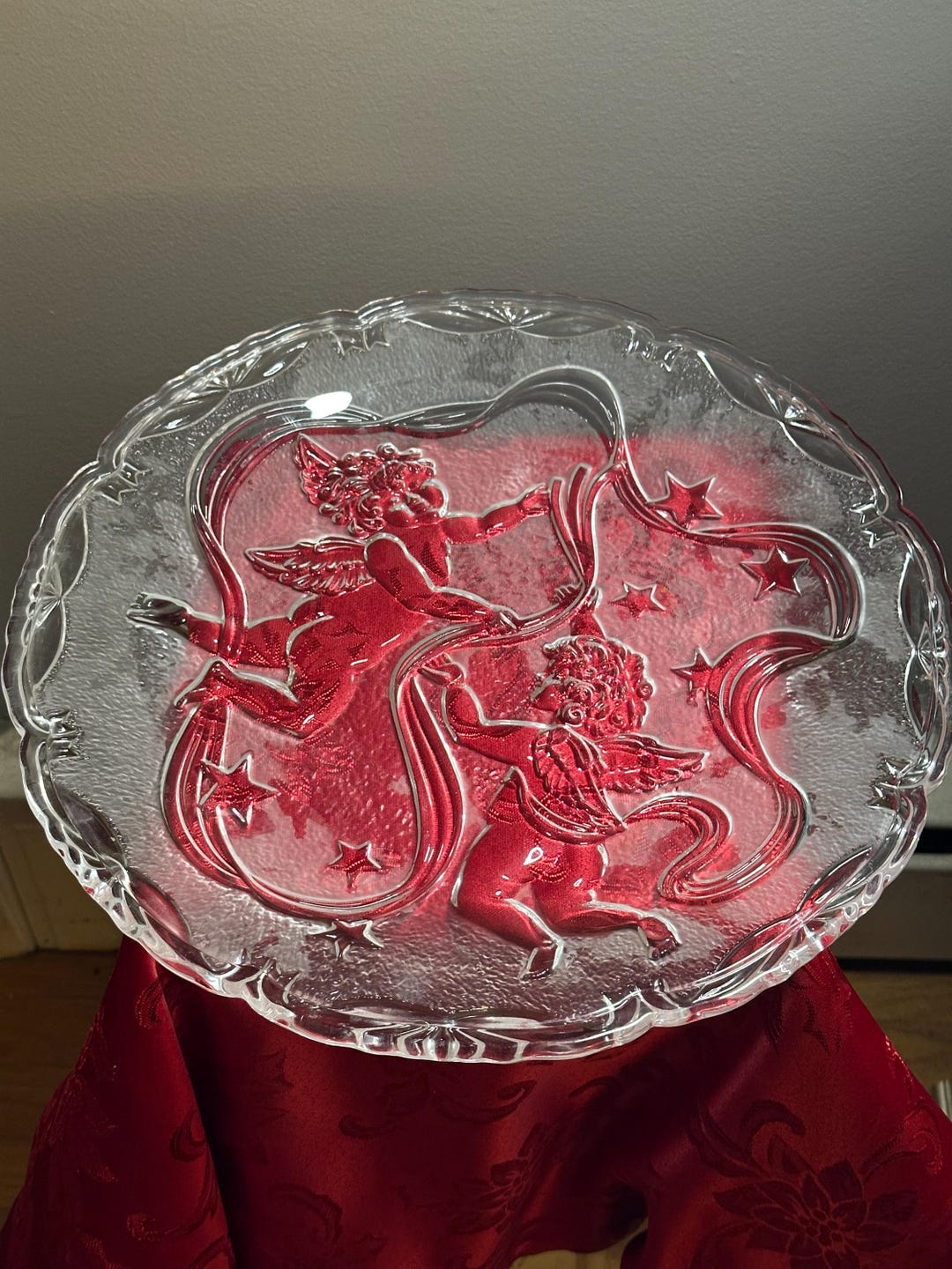 Mikasa Frosted Large Glass Platter With Red Cherub and Ribbon Design ...