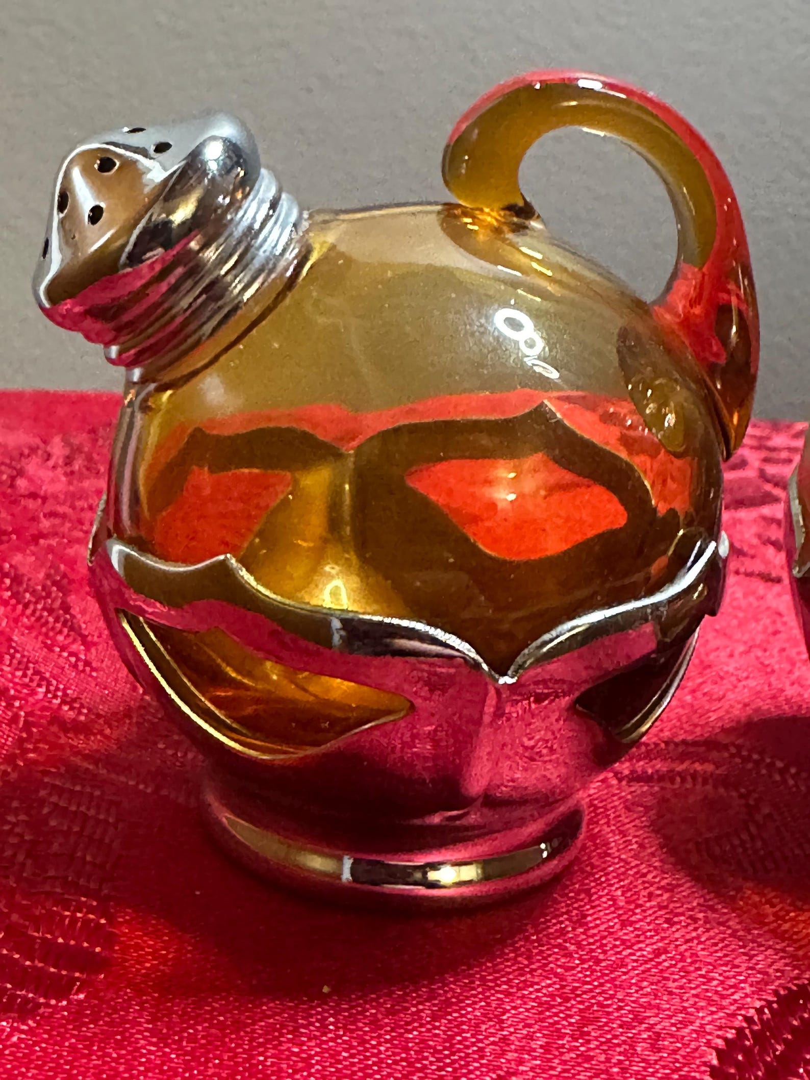 Farber Bros Art Deco Amber Glass and Chrome Salt and Pepper Shakers. - Etsy