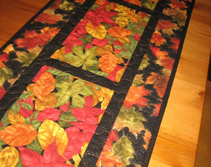 Quilted Table Runner Fall Leaves Autumn Colors - Etsy