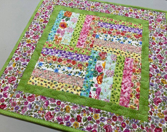 Spring Summer Cottage Garden Flowers Quilted Table Topper, 20x20 ...