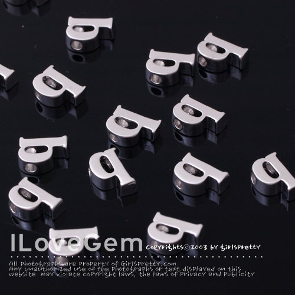 NP-1478 Matt Rhodium Initial Alphabet Small Letter Q 2pcs - Etsy