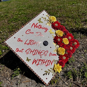 Custom Decorated Graduation Cap Topper, Flowers, Rhinestones - Etsy