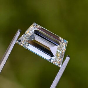 Trapezoid Step Cut Lab Grown Diamond for Engagement Ring for Diamond ...