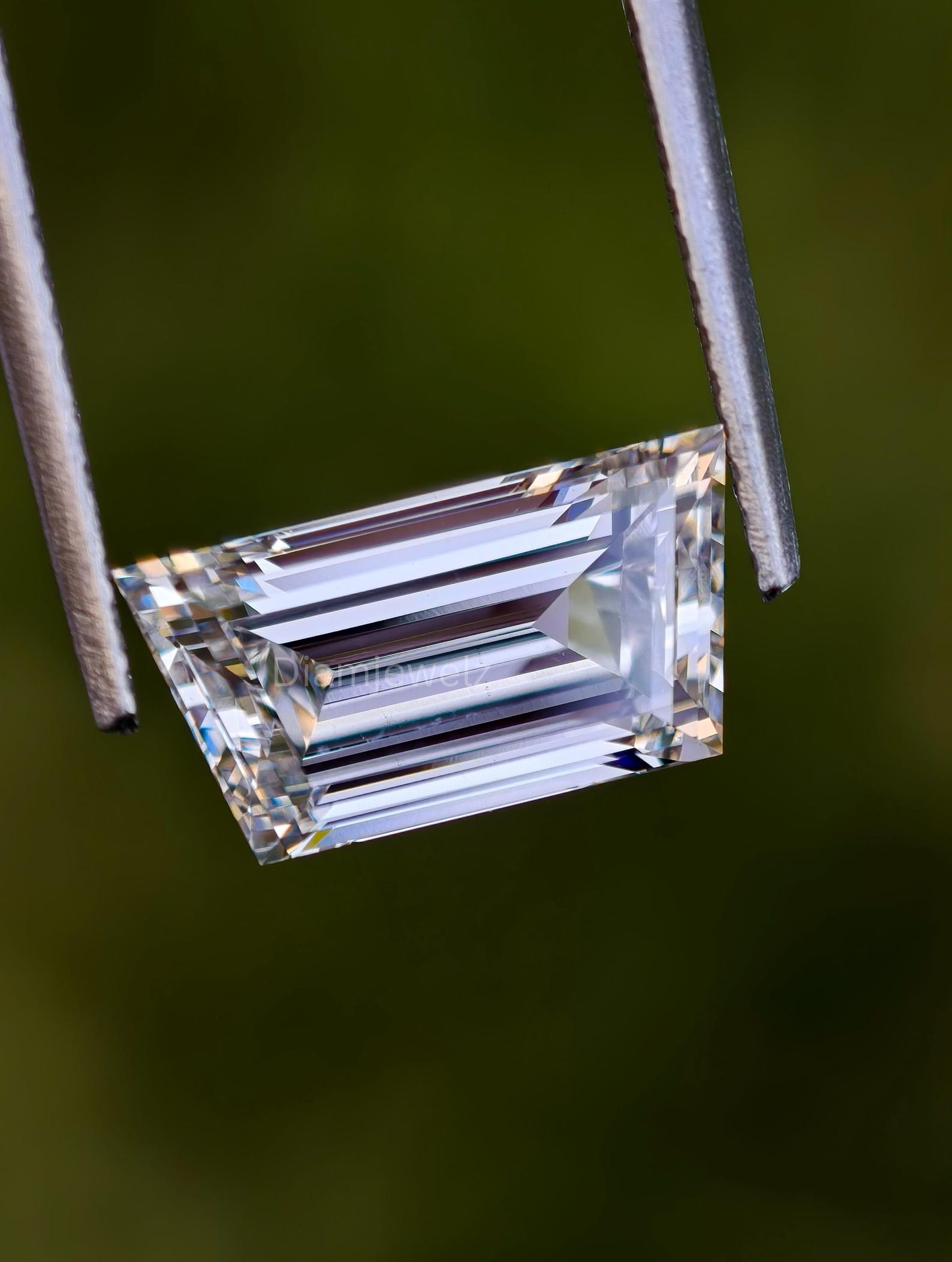 Trapezoid Step Cut Lab Grown Diamond for Engagement Ring for Diamond ...