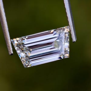 Trapezoid Step Cut Lab Grown Diamond for Engagement Ring for Diamond ...