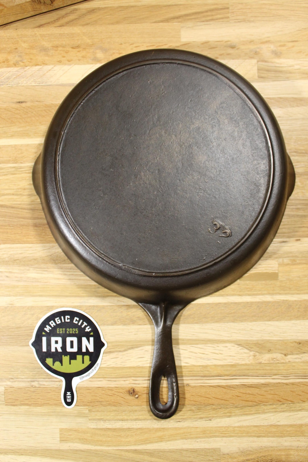 No. 7 Southern Mystery Cast Iron Skillet - Etsy