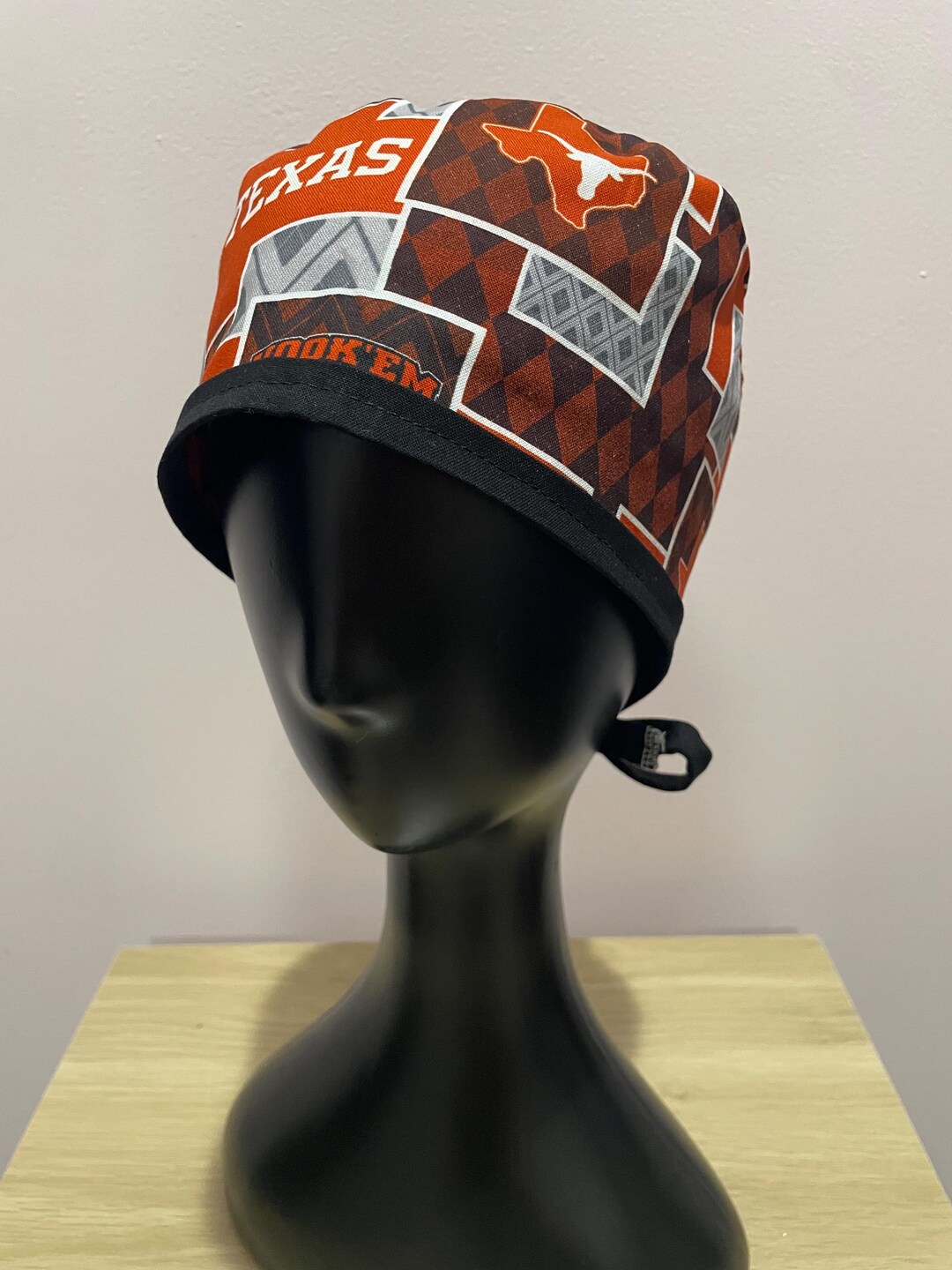 UT Longhorns Hook Em Horns Short Hair Style Scrub Cap With Optional ...