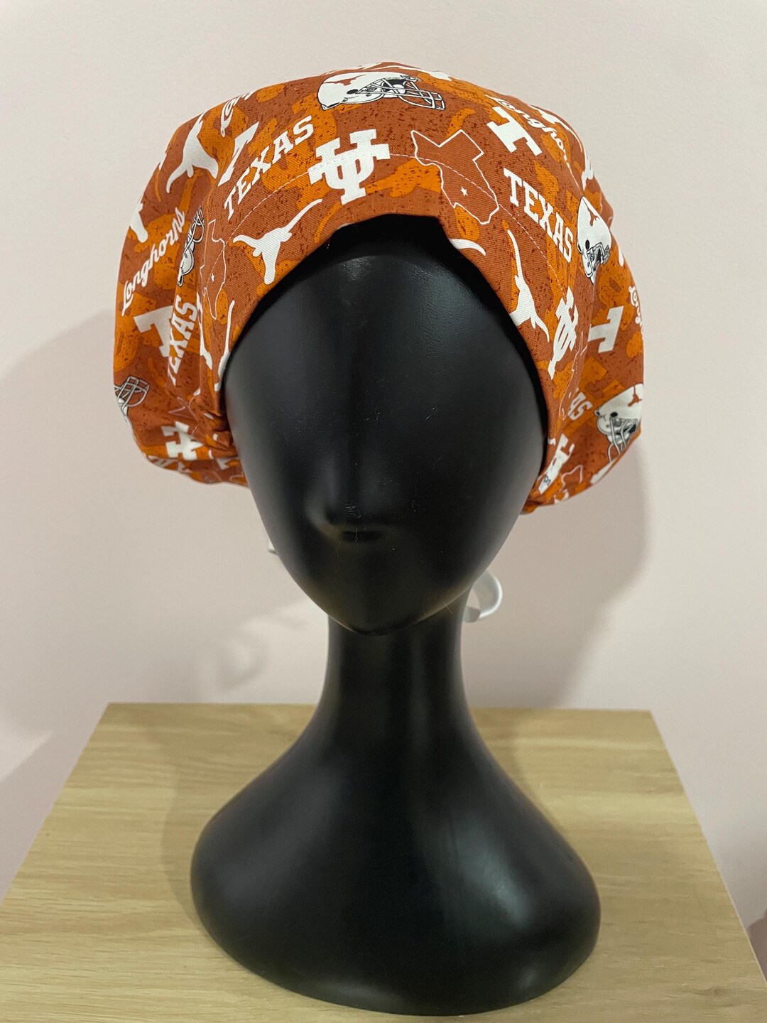 UT Hook Em Horns Longhorns Bouffant Scrub Cap With Optional Satin ...