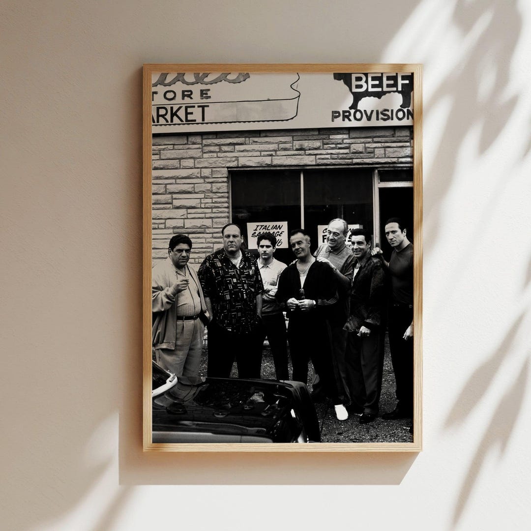 Sopranos Family Portrait - Trendy Wall Art, Wall Decor, Retro Wall Art ...