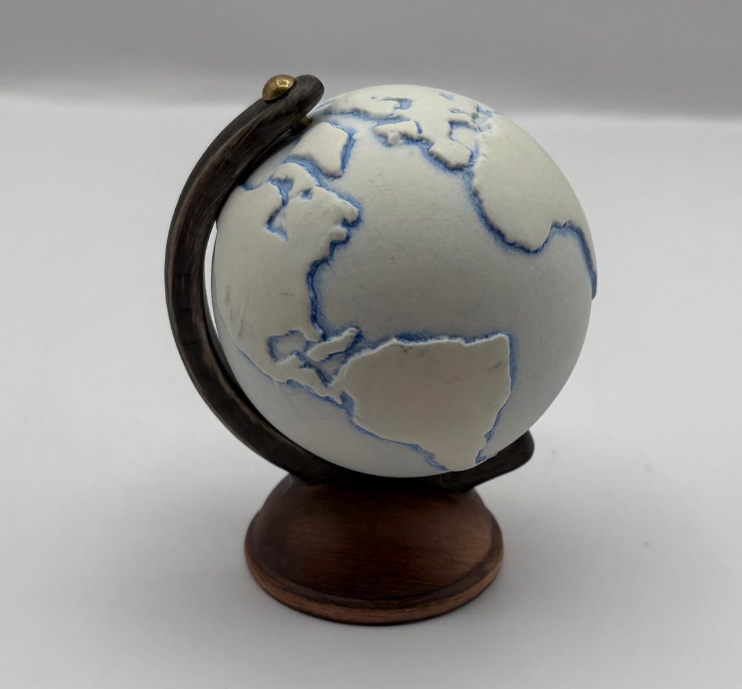 Goebelhummel Porcelain Globe Figurine 57161 Wanderer Globe 3.5” H - Etsy