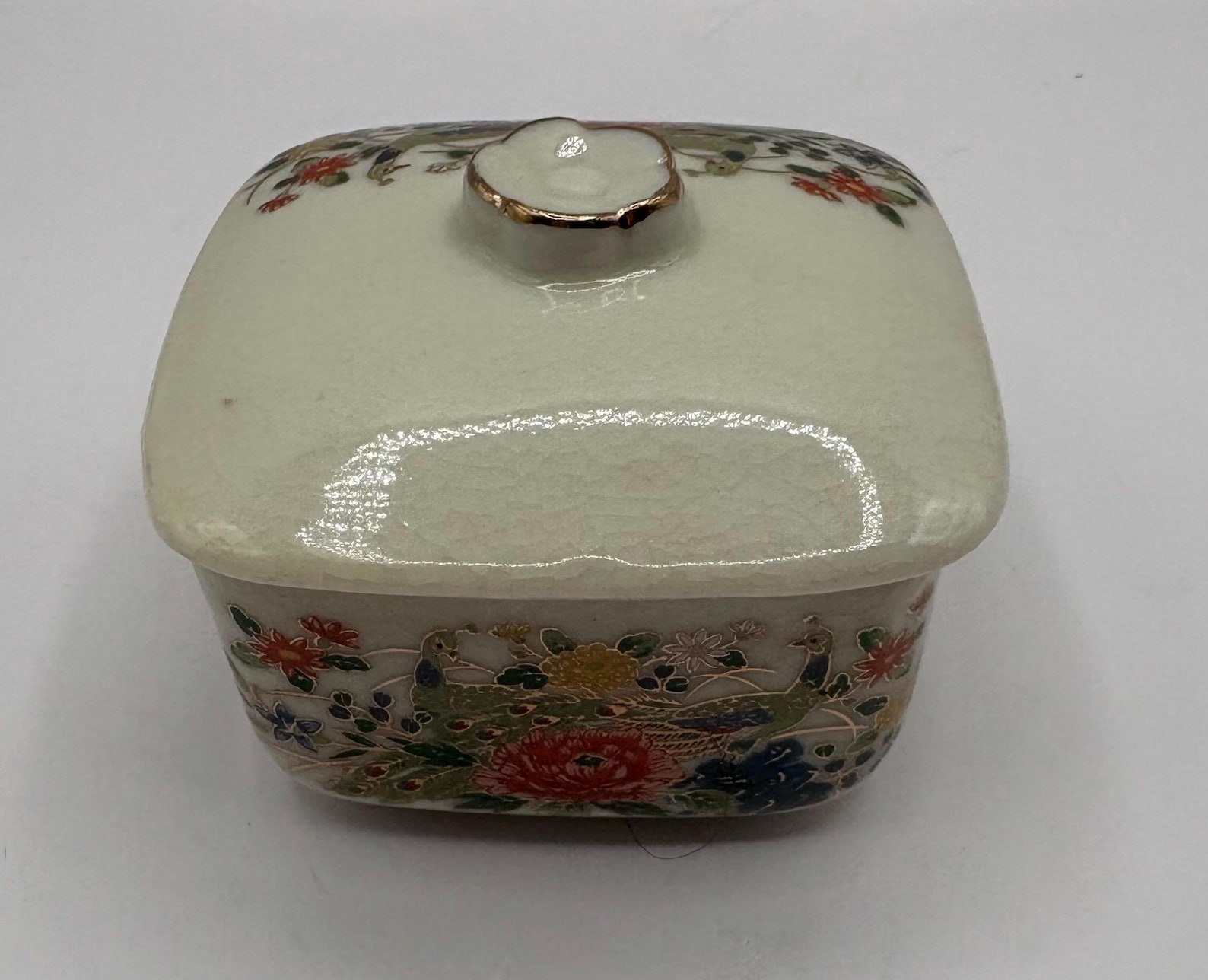 Vintage Takahashi Floral Porcelain Trinket Box Featuring a Variety of ...