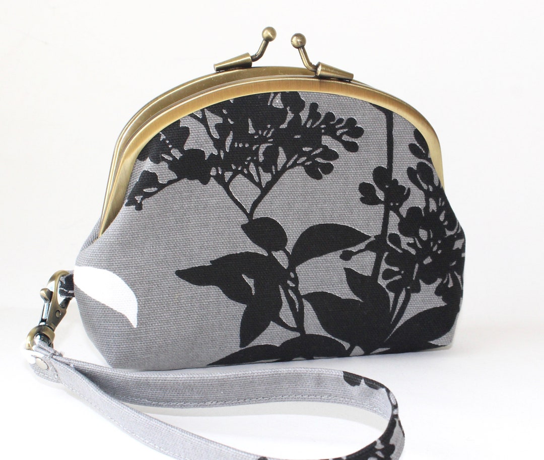 Double Frame Wristlet. Double Frame Purse. 3 Compartment Coin Purse in ...