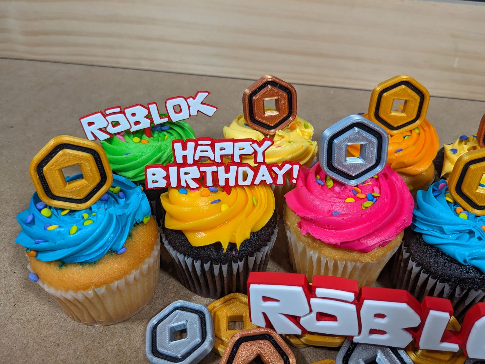 Roblox Birthday Party Customizable Cupcake Donut or Pastry Toppers ...