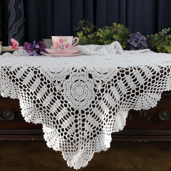 Crochet Table Topper - Etsy