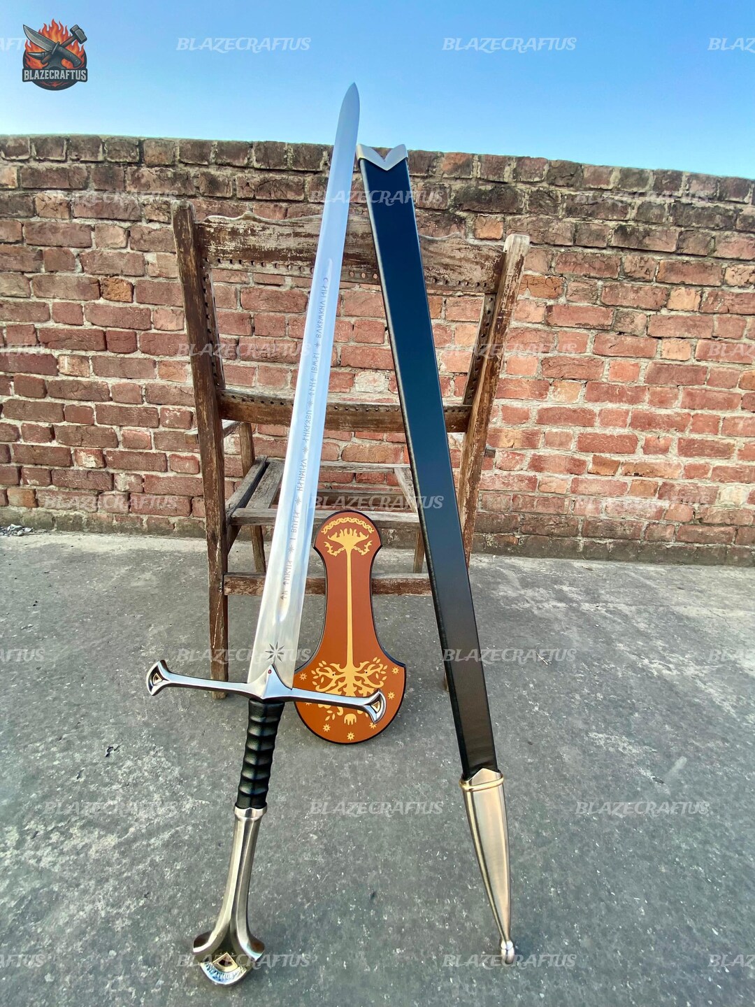 Anduril Sword of King Aragorn Replica - Handmade LOTR Sword With ...