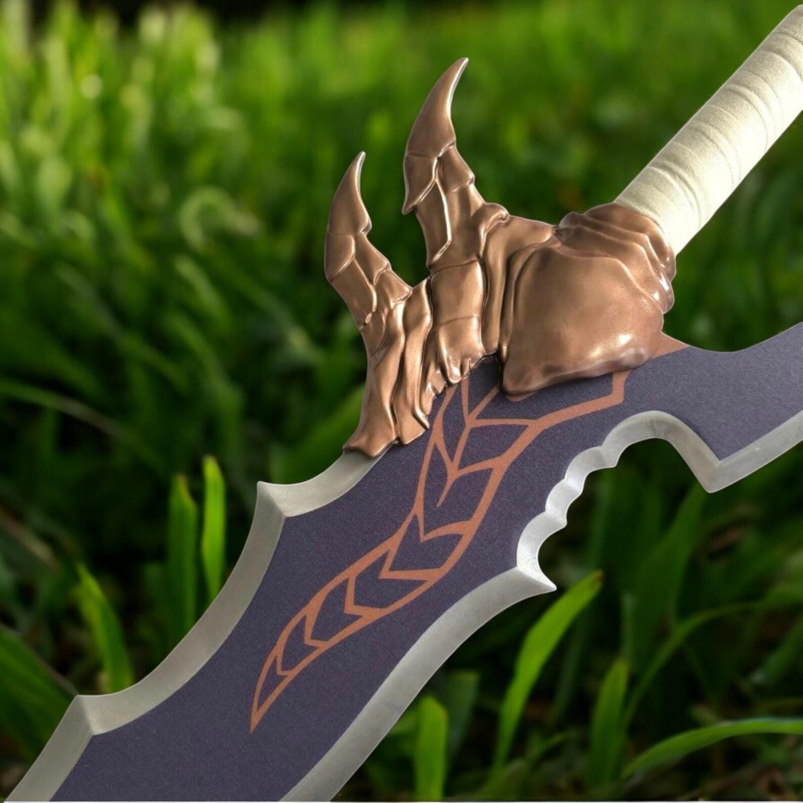 Solo Leveling Kasaka’s Venom Fang Daggers | Handcrafted Metal Blunt ...