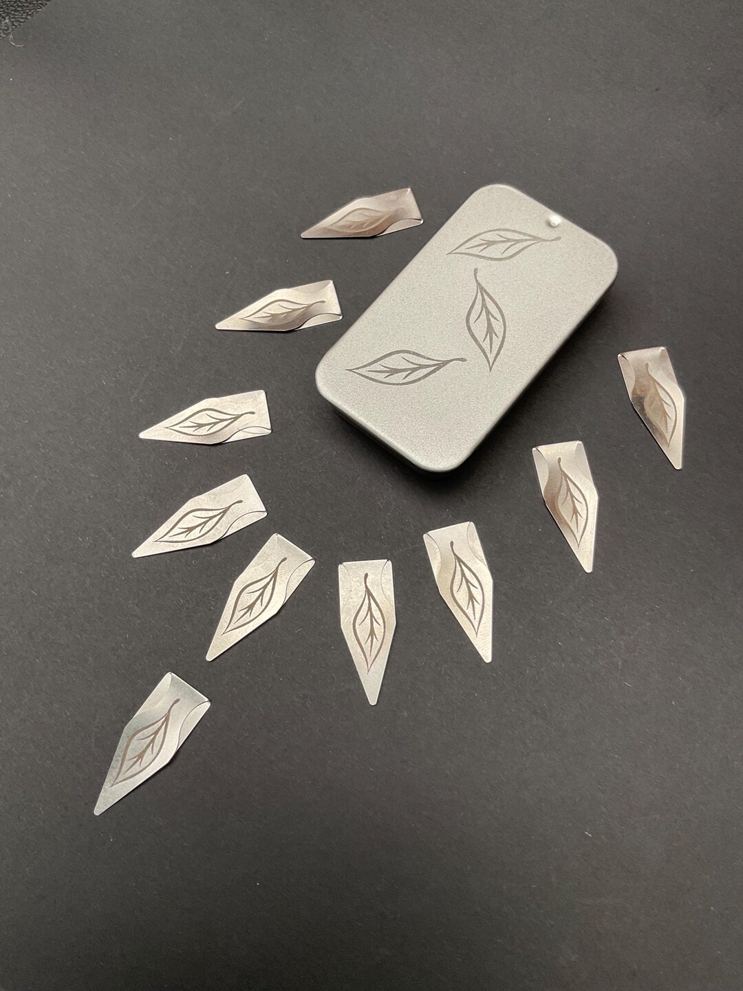 Engraved Leaf Book Darts Set: Stainless Steel Bookmarks With Storage ...