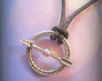 Josh Gates Compass Necklace - Etsy