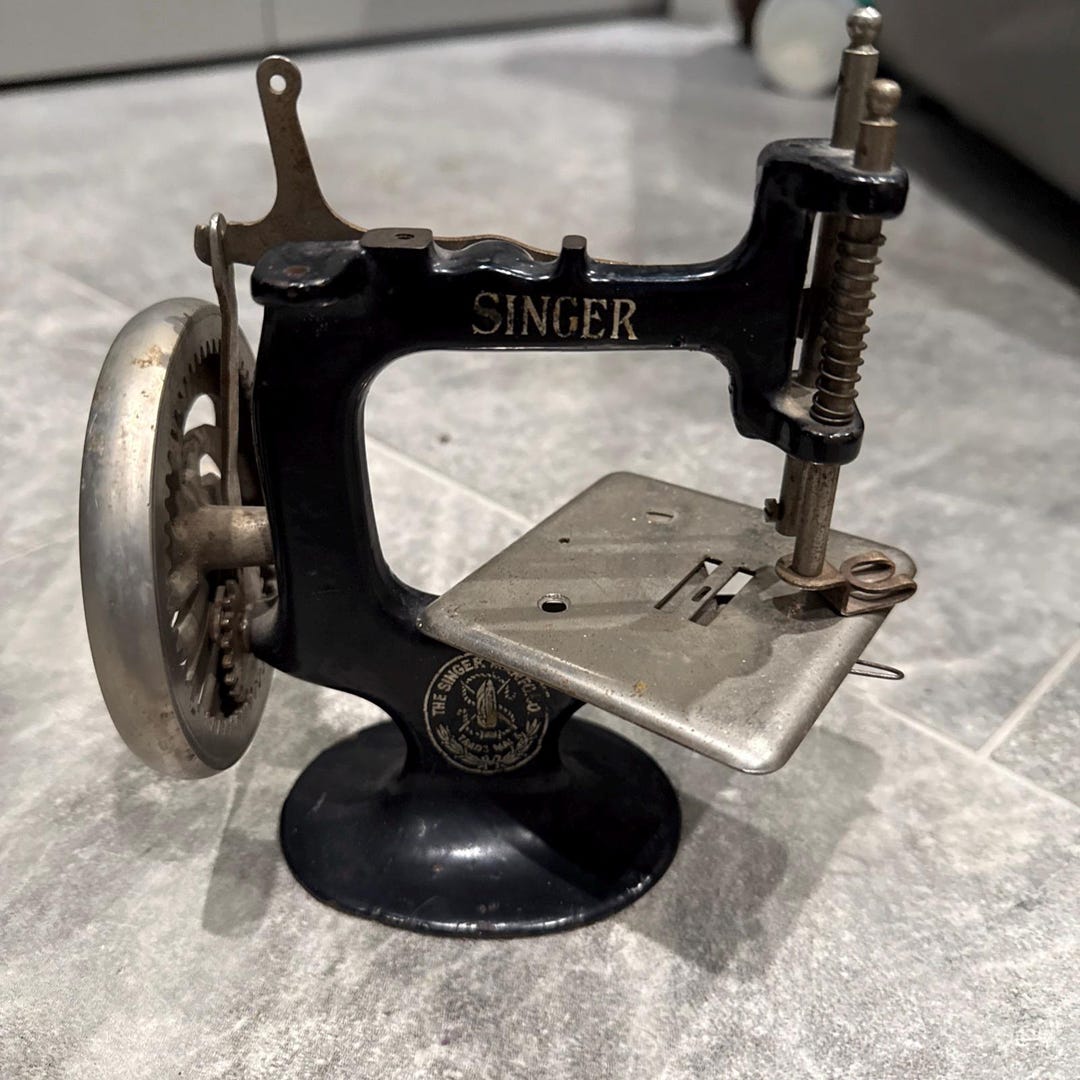 Antique Singer Children's Sewing Machine, Circa 1914 - Etsy