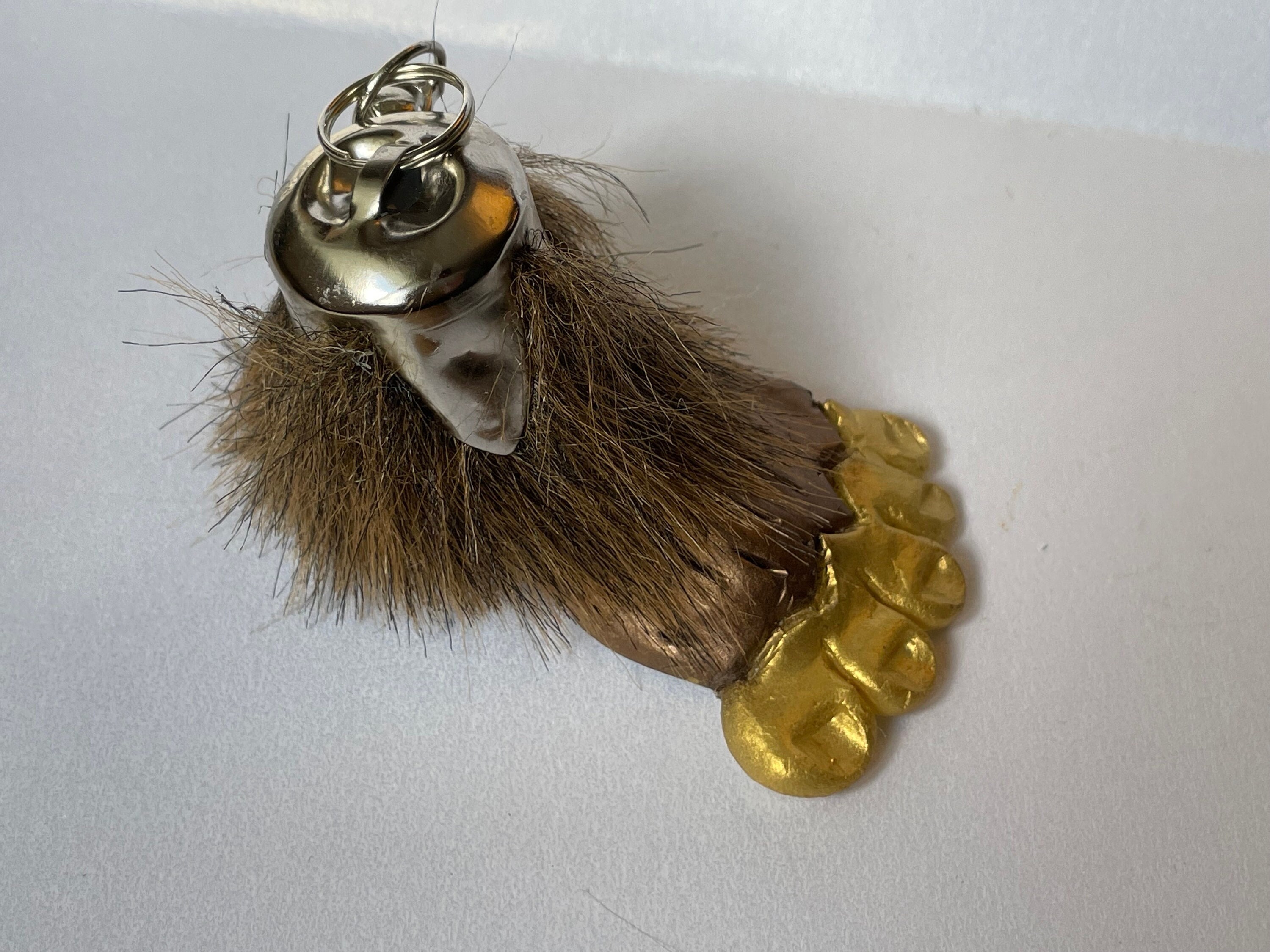 Bigfoot Keychain Fuzzy Sasquatch Yeti Lucky Foot Key Holder Keyring ...