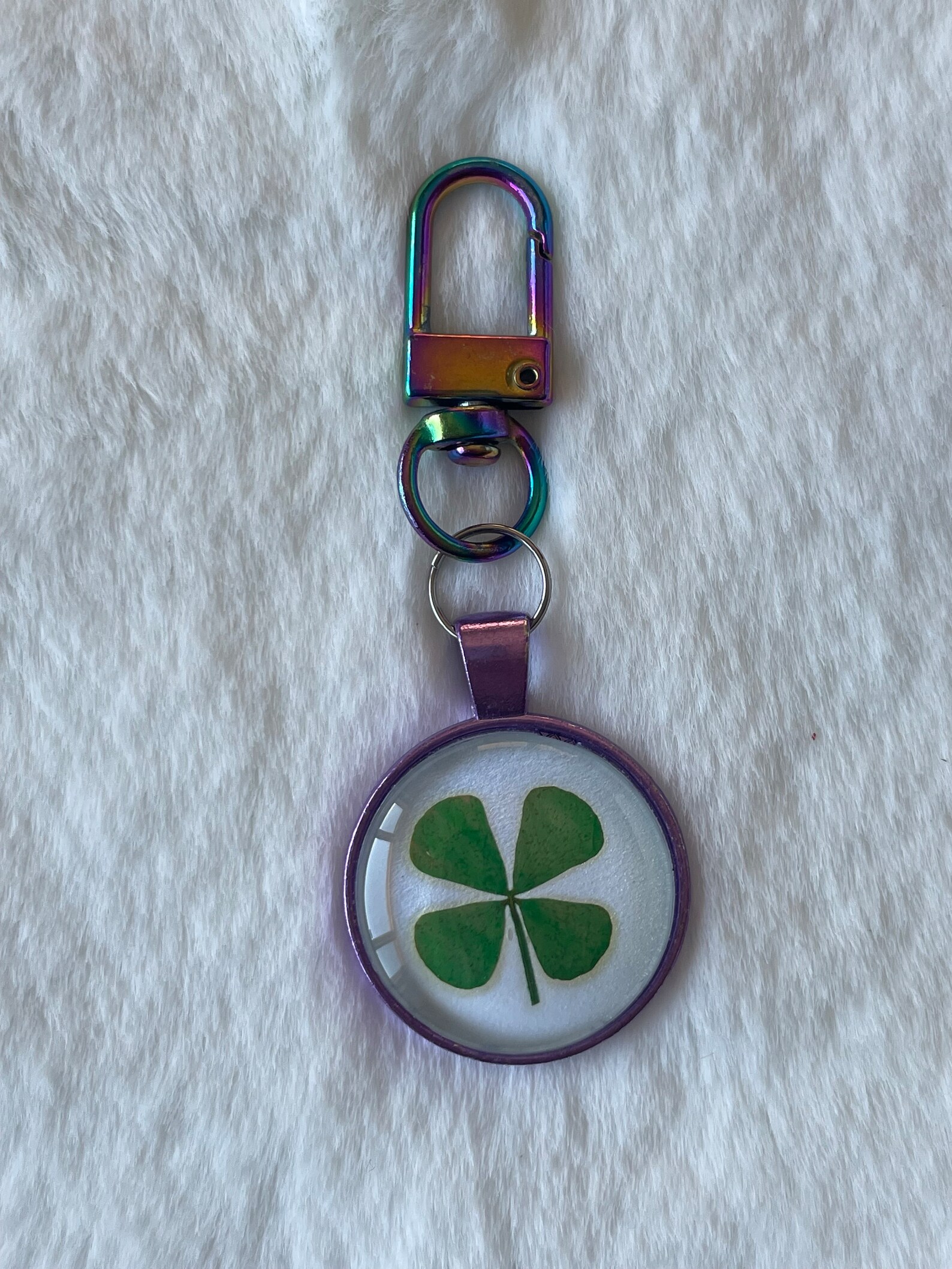 Real Four Leaf Clover Keychain Lucky Charm Keyring Shamrock Good ...