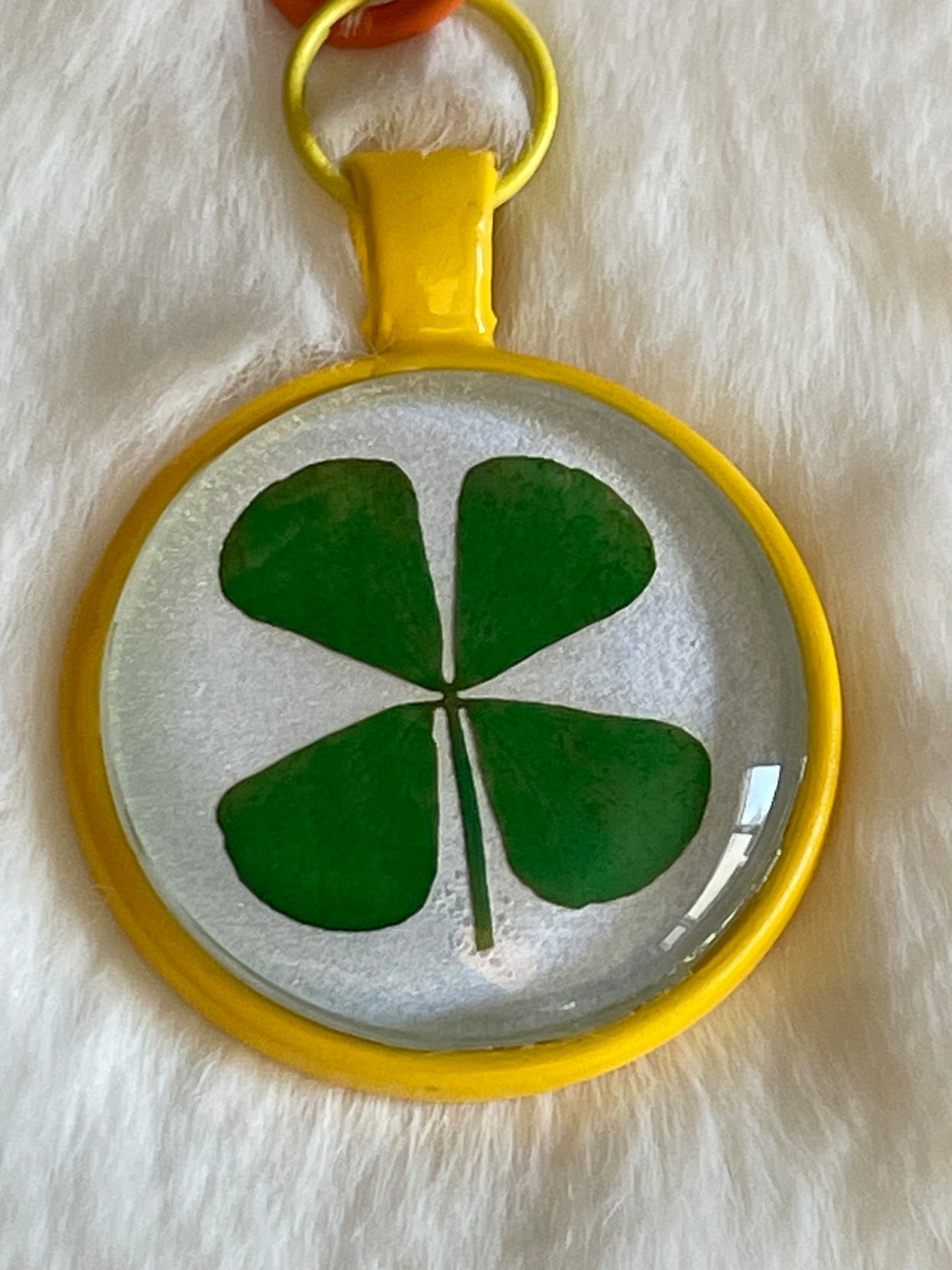 Real Four Leaf Clover Keychain Lucky Charm Keyring Shamrock Good ...