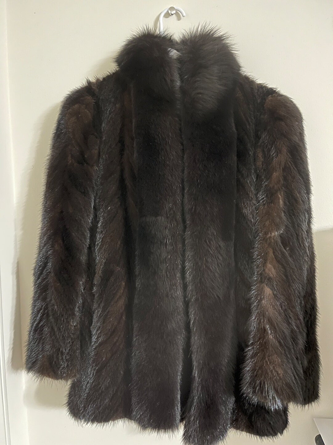 E37 Vintage Mink Fur Coat Mink Jacket in Very Good Condition Nearly New ...