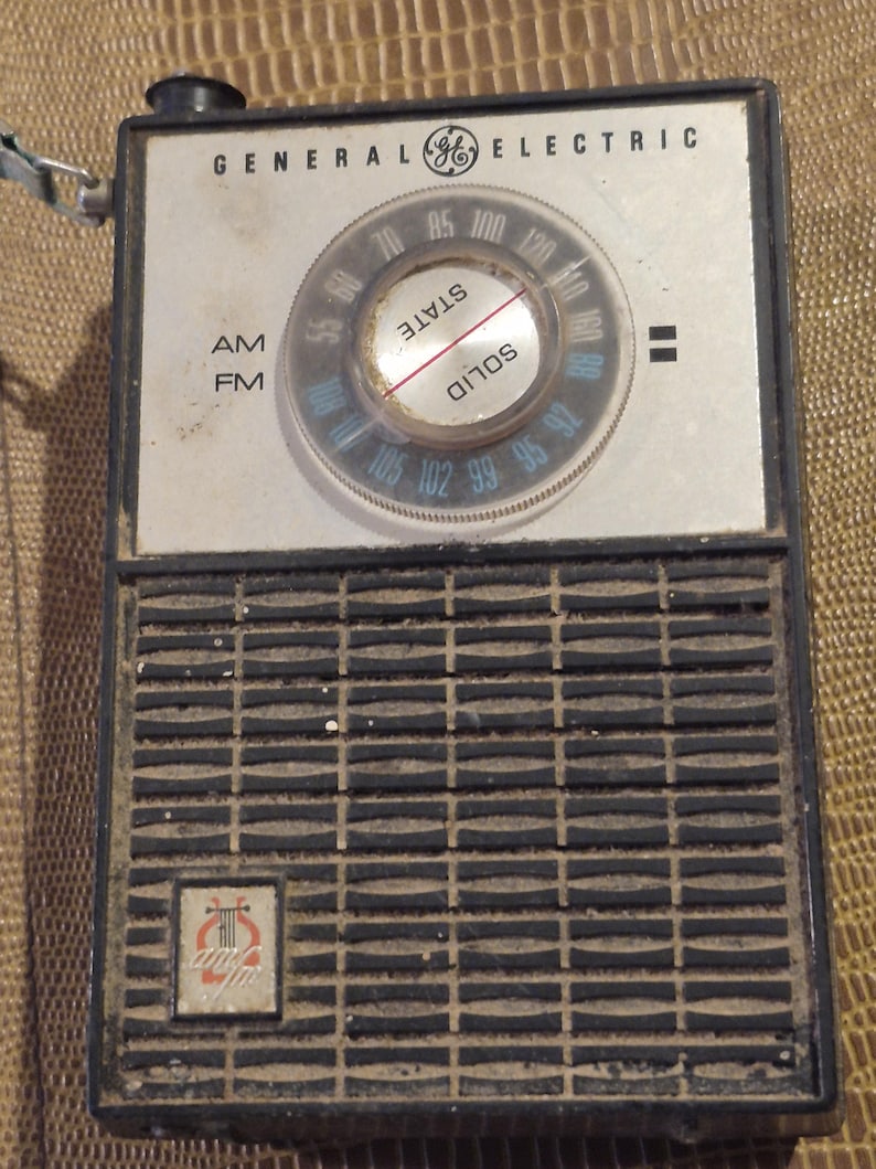 Two Vintage General Electric Transistor Radios,1960s - Etsy