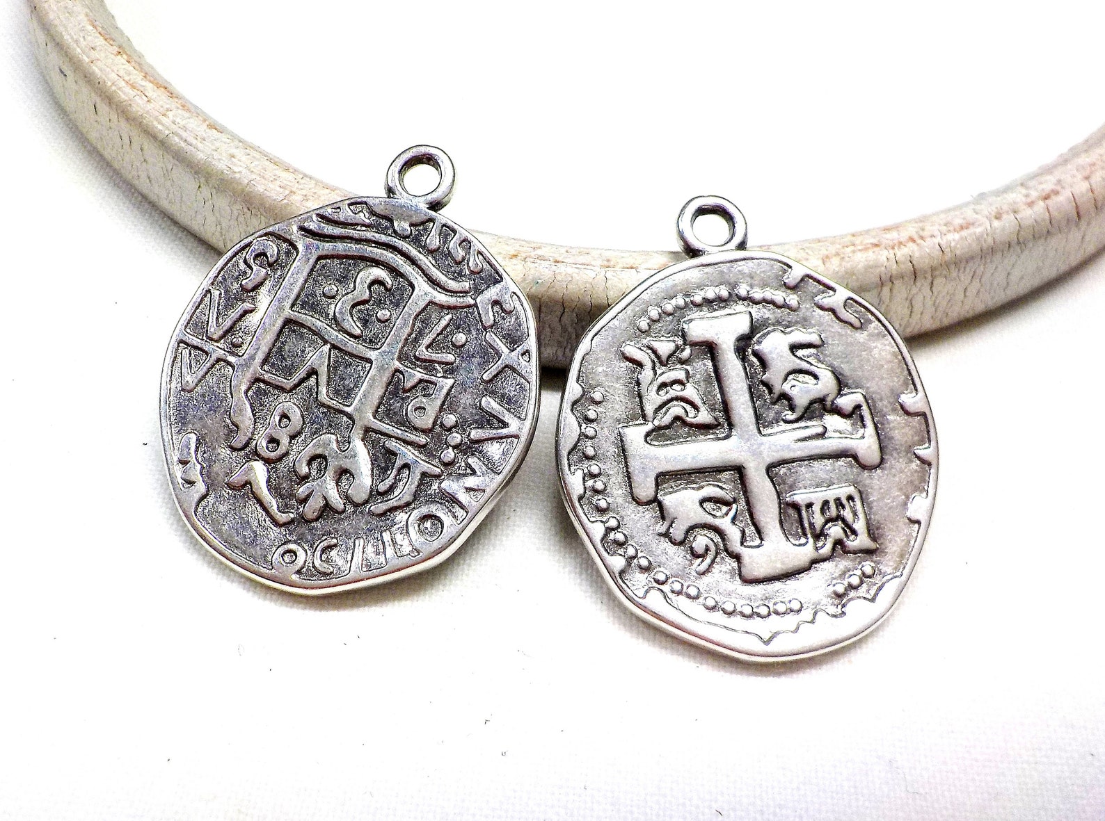 Silver Plated Round Cross Pendant Double Sided Cross Pendant - Etsy